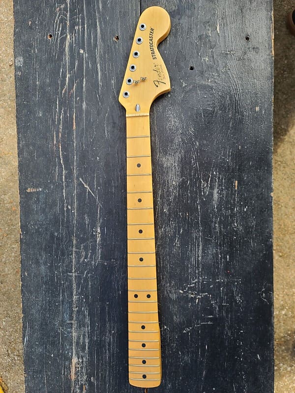 1982 FENDER STRATOCASTER MAPLE NECK 3 BOLT USA AUTHENTIC | Reverb