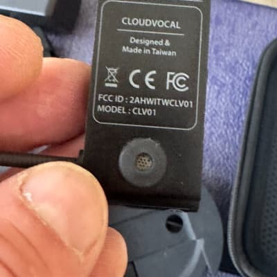 Cloudvocal ISOLO GT-10 Guitar Wireless System + AR1 Key Chain | Reverb