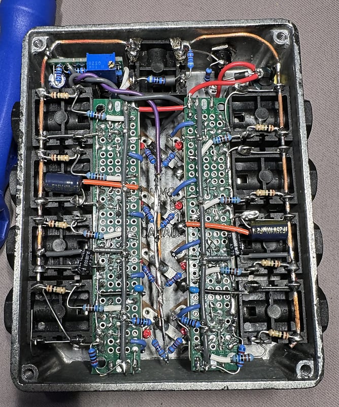 Hand Wired Eight Input Pedalboard Mixer | Reverb