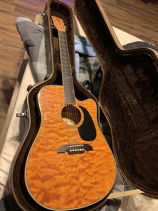 Alvarez Acoustic | Reverb