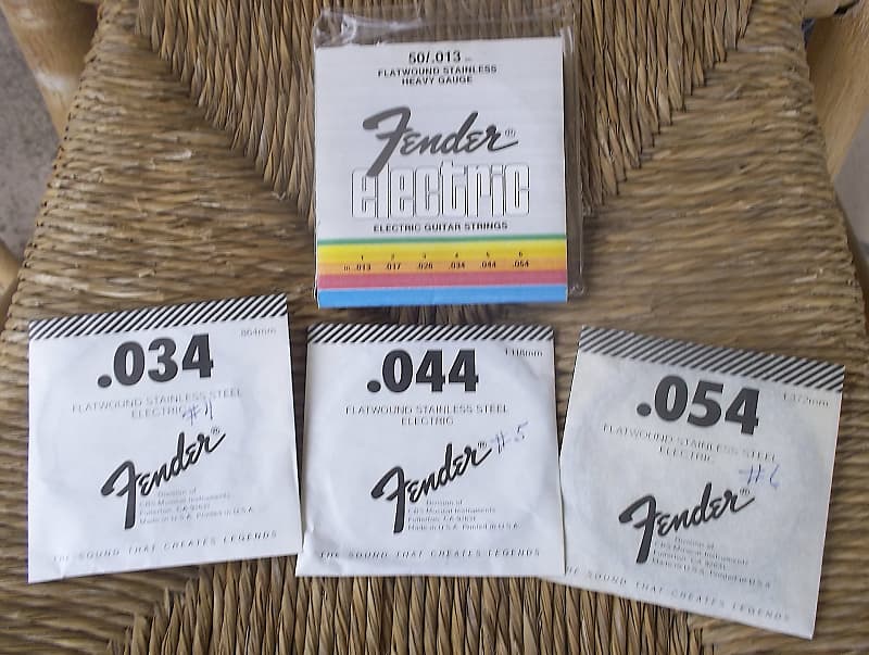 Fender Vintage Strings 1980s | Reverb