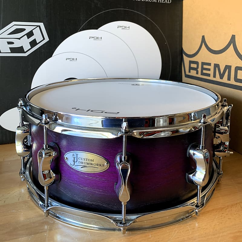Snare Drum - J&J Custom DrumWorks Black Purple Fade Ash/Maple | Reverb