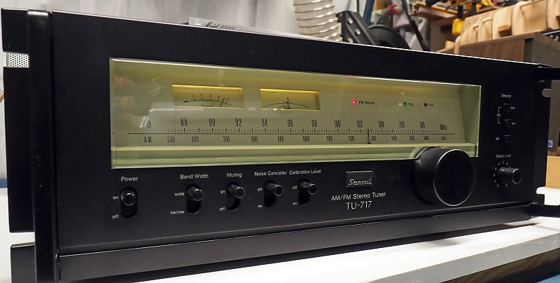 Sansui TU-717 Stereo Tuner | Reverb