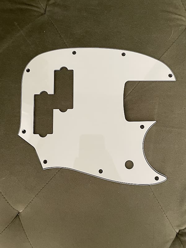 Fender Mustang Bass Pickguard 3-Ply Cream colored | Reverb