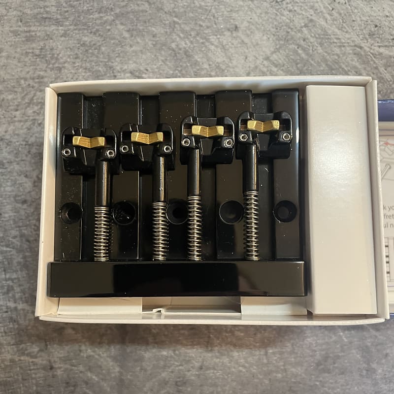 Hipshot Kickass Bass Bridge - 4 String - 5K400B - Black | Reverb