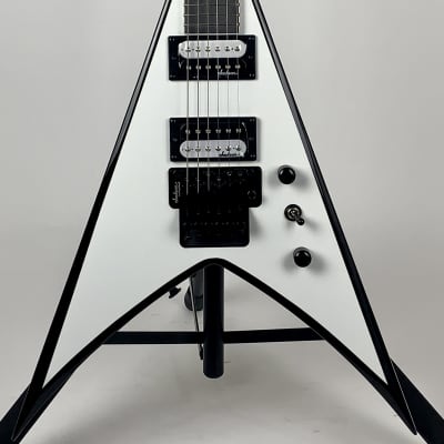Jackson JS Series JS32 V - White with Black Bevels | Reverb