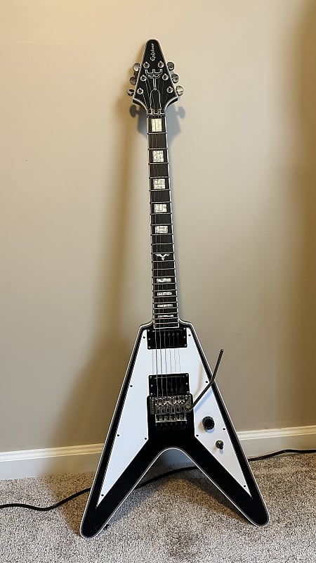 Epiphone Flying V Richie Faulkner Signature Edition 2018 - | Reverb
