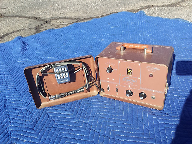 Conn ST4 1960's Brown Tube Powered Strobotuner with EV 915 | Reverb