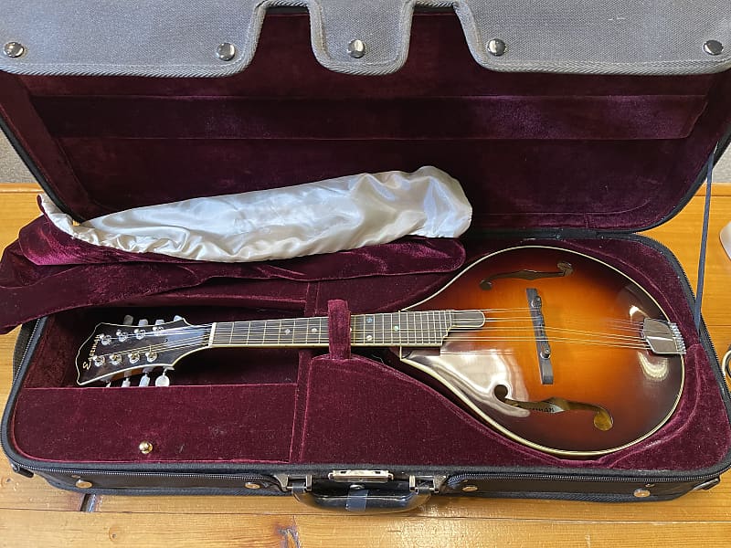 Eastman MD605 A Style Mandolin 2005 Sunburst | Reverb