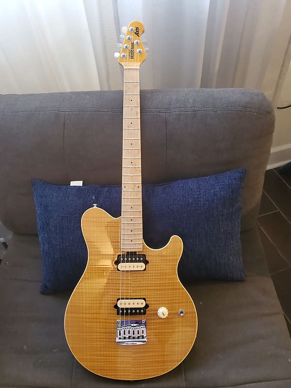 Music Man Axis 1998 Amber Hardtail | Reverb