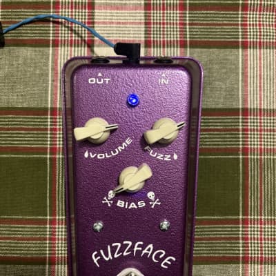 Godfather Fuzzworks Fuzz Face: Square Face NTE 123 circuit | Reverb