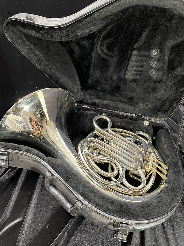 Conn 8D French Horn | Reverb
