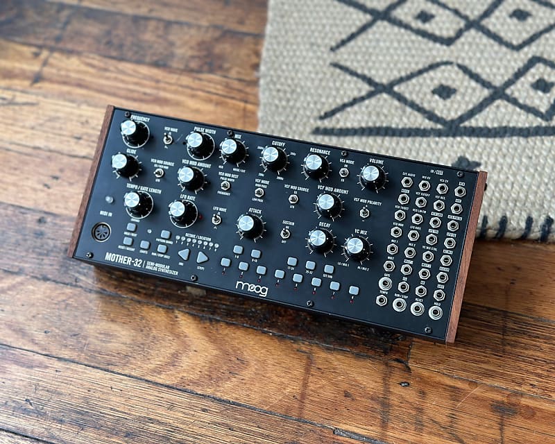 Moog Mother-32 Analog Synthesizer | Reverb Australia