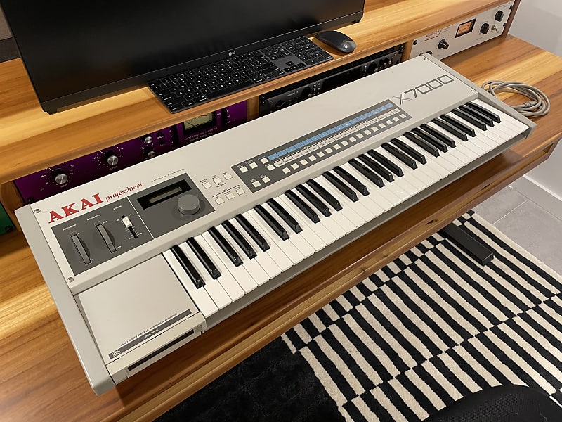 Akai X7000 Sampling Keyboard of S700 / S612 12 Bit Sampler | Reverb