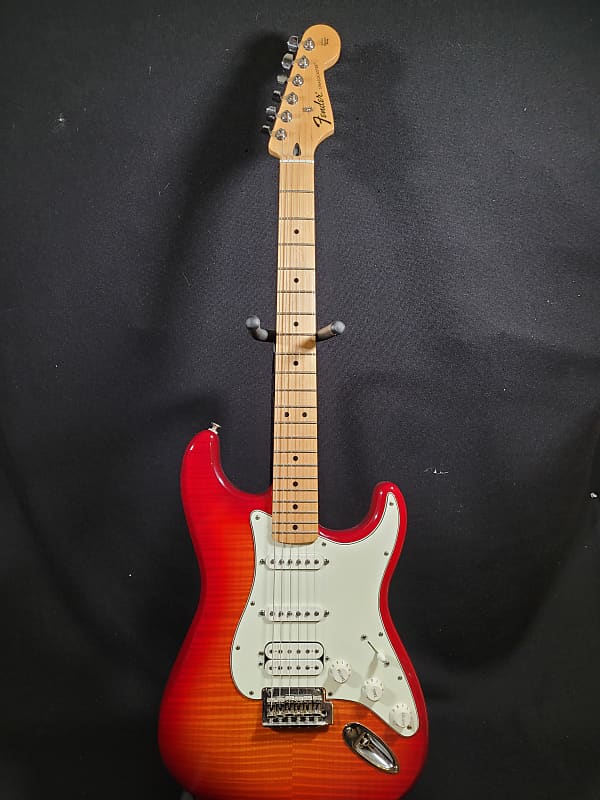 Fender Deluxe Stratocaster HSS Plus Top with iOS Connectivity | Reverb