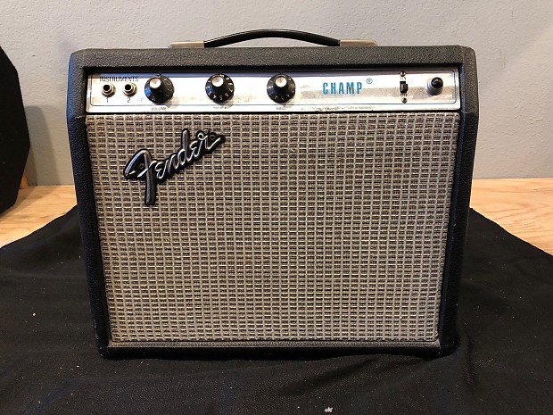 Fender Champ | Reverb