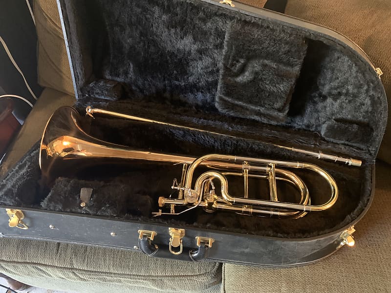 Getzen 1052FDR Bass Trombone | Reverb