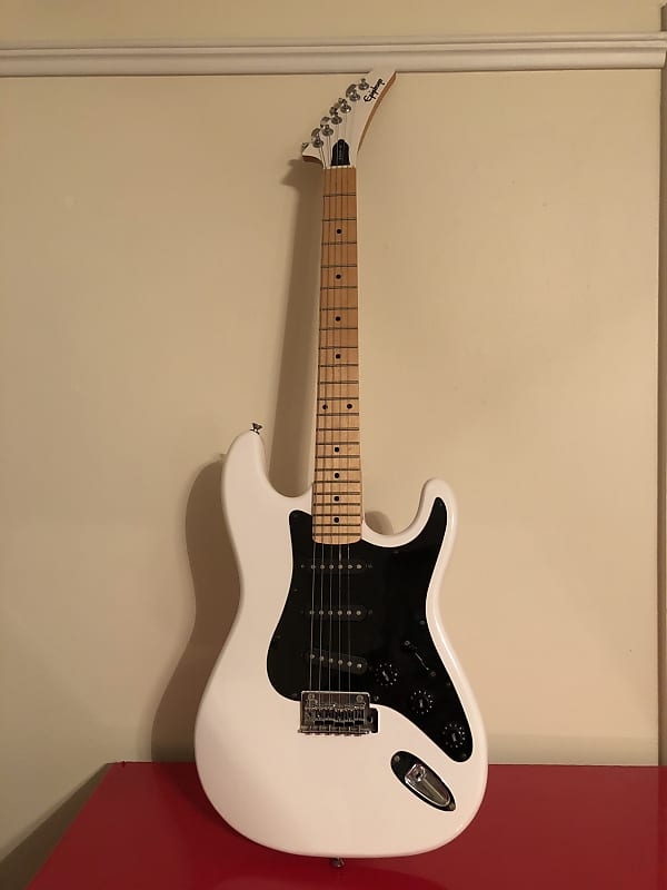 Epiphone Stratocaster - Banana Headstock White | Reverb