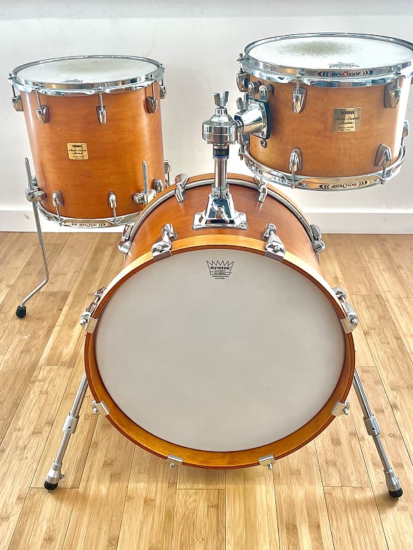Yamaha Maple Custom Absolute Drum Set | Reverb