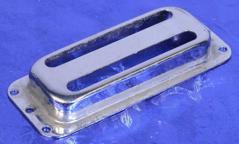 Rickenbacker '60s-'70s Toaster Top Chrome Pickup Cover Very | Reverb