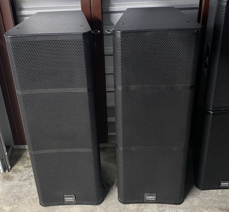 QSC E215 2020 - Black 1 of 2 | Reverb