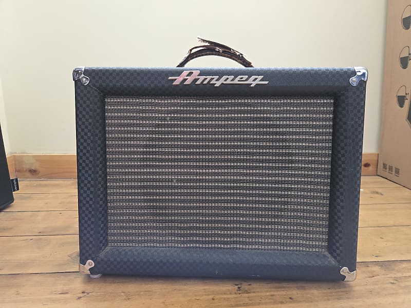 Ampeg J12A 1964 20W valve combo - Blue | Reverb UK