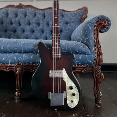 Ibanez 1950 Offset Bass | Reverb España