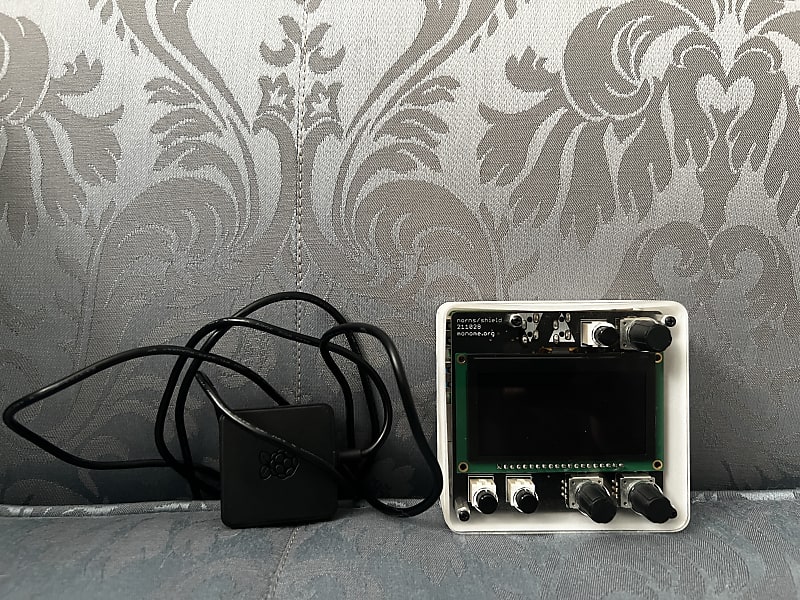 Monome Norns Shield / Raspberry Pi 4 / 32GB SSD | Reverb