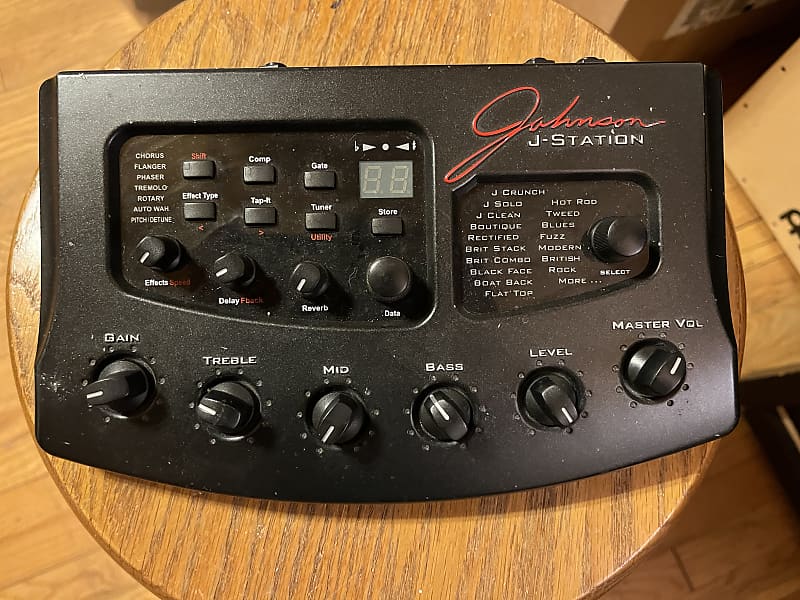Johnson J Station 2000 Black | Reverb