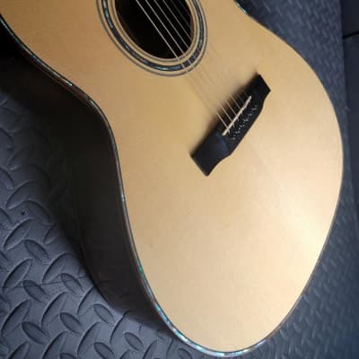 Larrivee C10 C 10 Flagship Model | Reverb