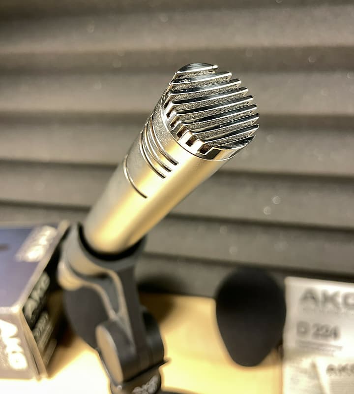 AKG D 224 E Dynamic Cardioid 2-way Capsule Microphone - | Reverb