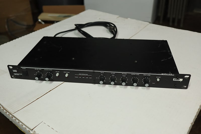 DOD R-825 Compressor 1990s - Black | Reverb