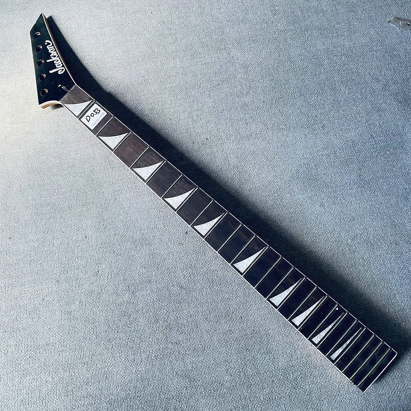 Jackson 5 String Bass Maple Neck, 24 Frets Rosewood | Reverb UK