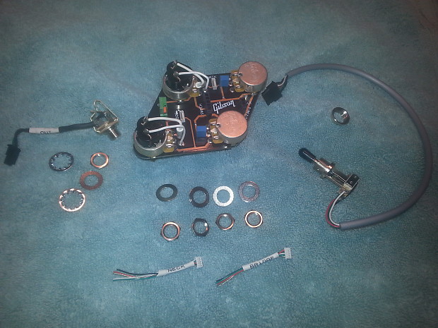 Gibson Les Paul With Coil Split Quick Connect Electronic | Reverb