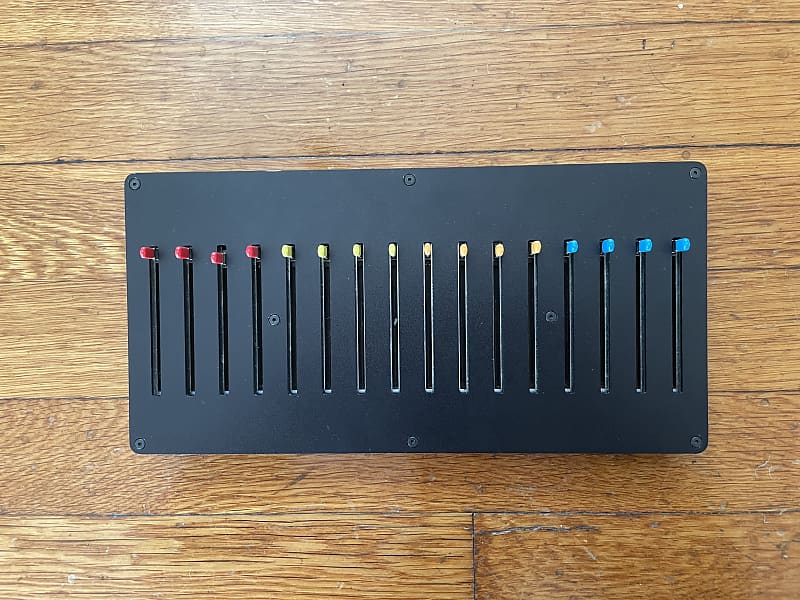 Slate + Ash 16n midi and cv controller Black | Reverb