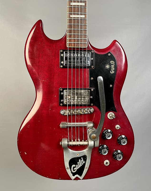 Guild S-100 Deluxe w/ Bigsby 1972 Cherry | Reverb