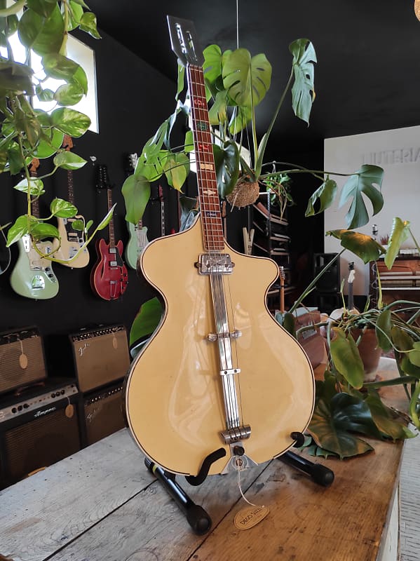 Wandre Wide Bass 1960 Sparkle White | Reverb