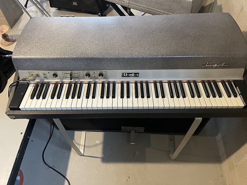 Fender Rhodes Suitcase Piano 73-Key Electric Piano 1979 | Reverb