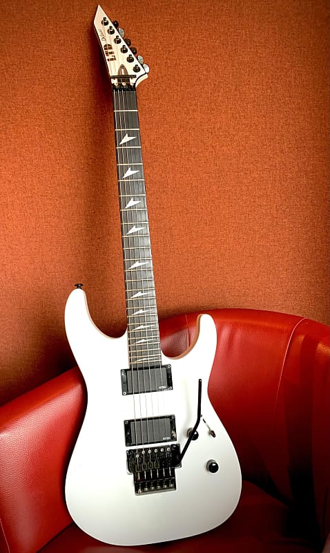 ESP LTD M 1000 Deluxe Snow White NEUVE | Reverb Canada