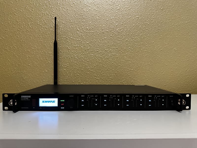 Shure ULXD4Q Quad-Channel Digital Wireless Receiver (G50: 470 | Reverb