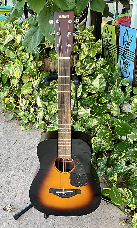 Yamaha JR2 Acoustic ¾ Size Folk Guitar | Reverb