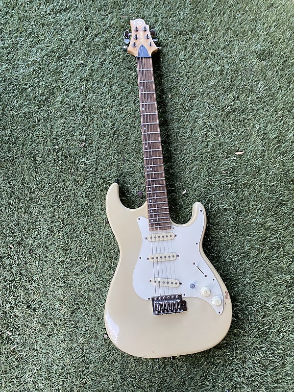 Samick Greg Bennet Signature Series Strat MB-1/PW - Cream | Reverb
