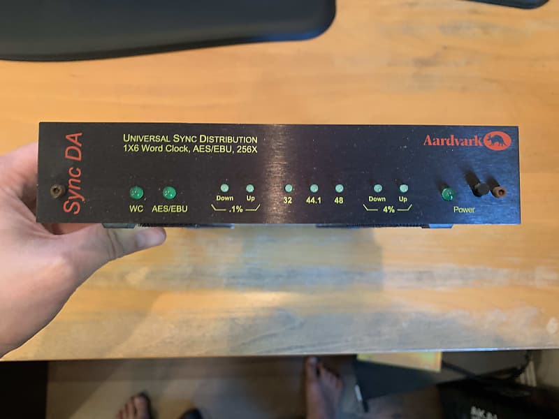 Aardvark Sync DA 2000s - Black | Reverb