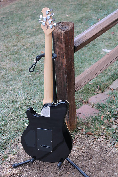 OLP MM1 Axis Amber Quilt Top Electric Guitar - EVH Eddie Van OLP MM1 Axis Amber Quilt Top Electric Guitar - EVH Eddie Van
