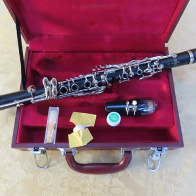 BUFFET E11 Clarinet-IMMACULATE, Just refurbished by Yamaha | Reverb