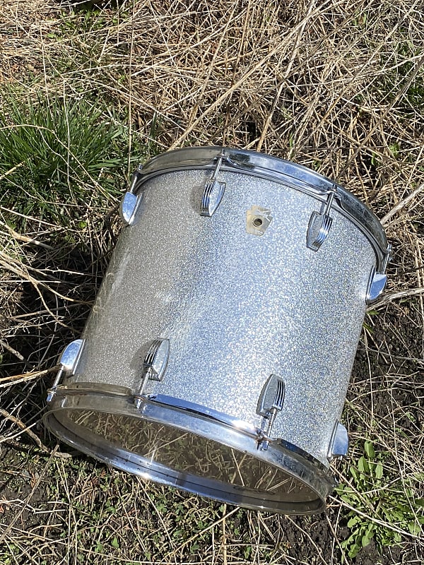 Ludwig Classic Maple 1990s Silver Sparkle 13x14” | Reverb