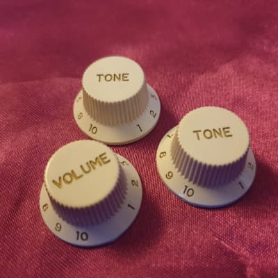 Fender Strat Knobs Vintage 1980s - White | Reverb