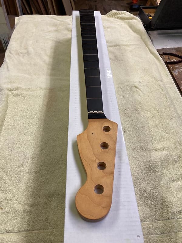 Warmoth Fretless Bass Neck (Precision) 2018 satin | Reverb