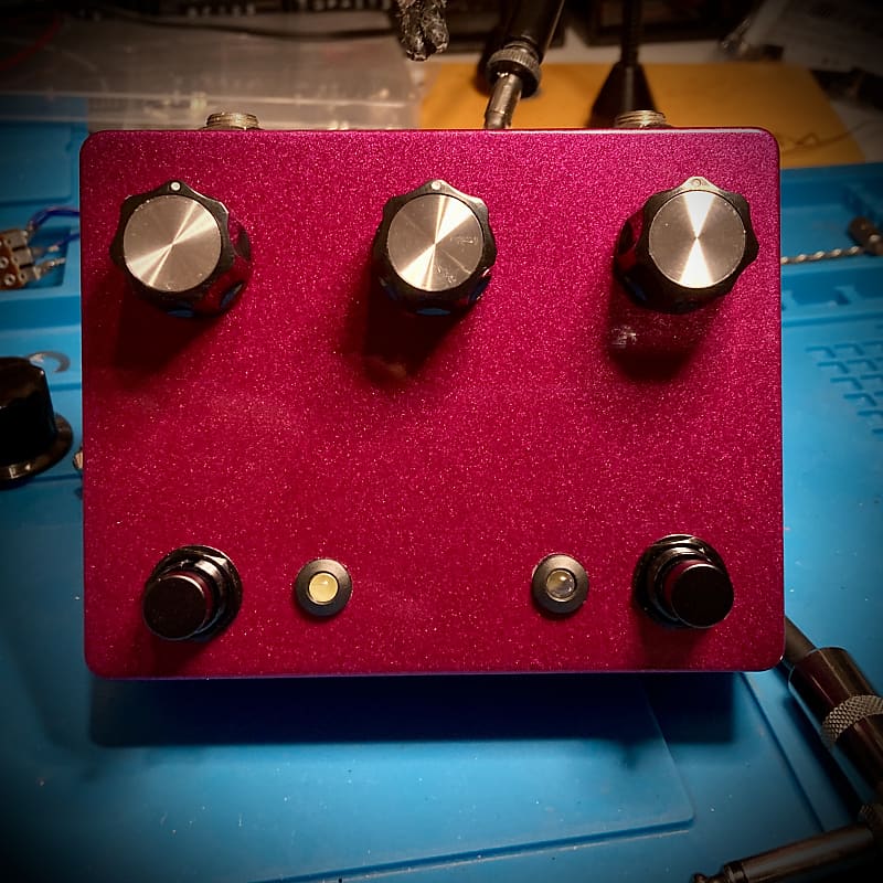 MA Pedals - Fuzz War MK2 + Tentacle Octave | Reverb