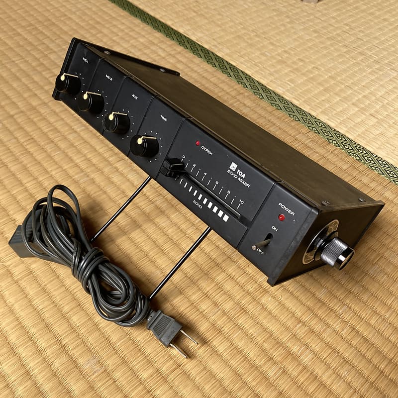 RARE ☆ 1980s Analog Echo Delay Unit TOA ☆ MN3005 BBD Bucket | Reverb